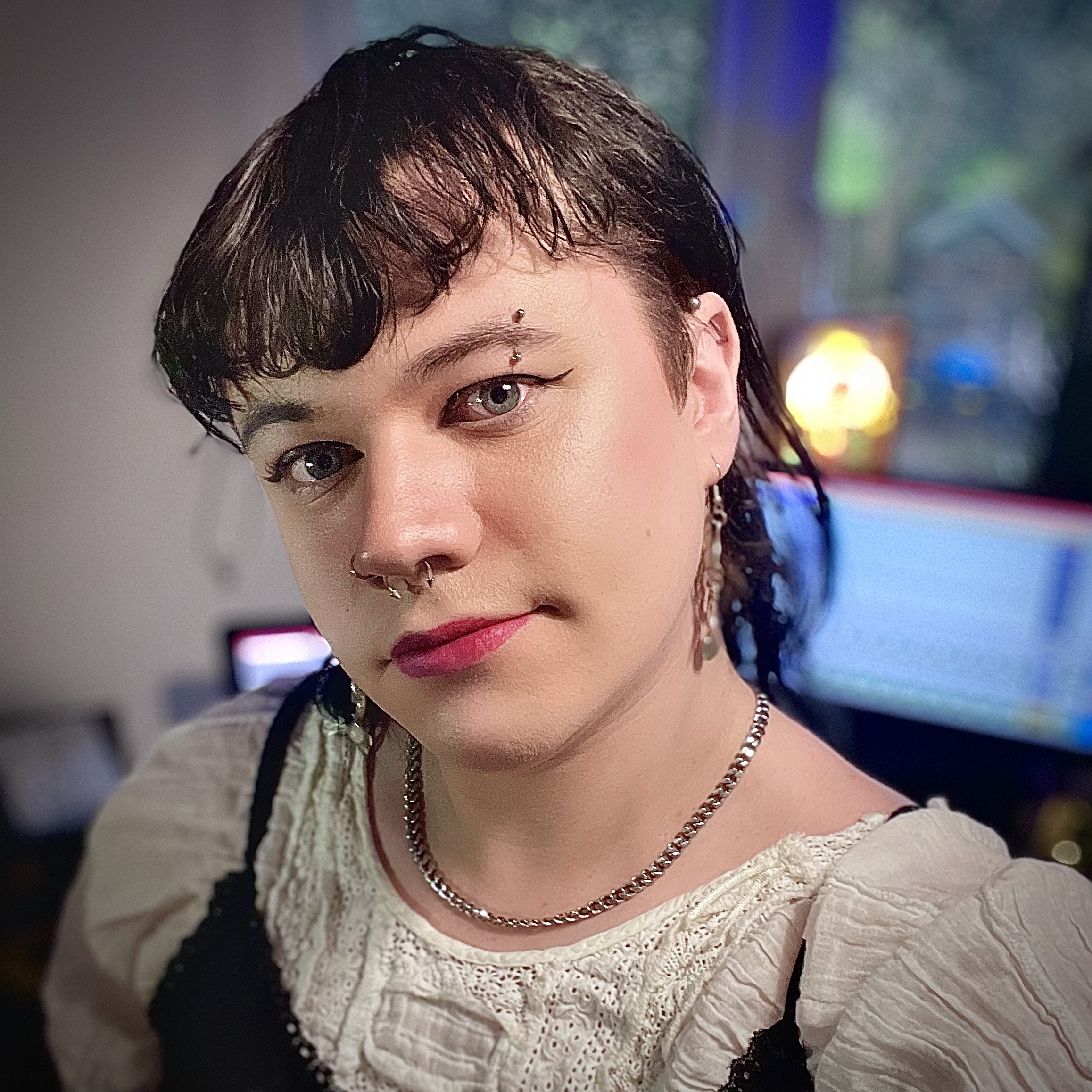 Em Edwards – Trans On Screen